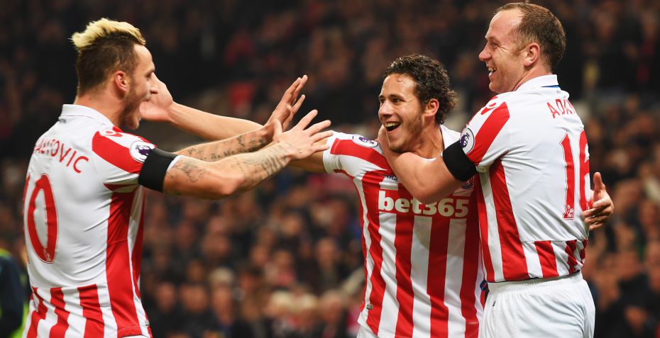 Vraget Charlie Adam: Strachan vælger ikke de bedste spillere