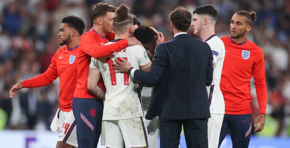 52-årig englænder fængslet: Svinede Premier League-stjerner til på Facebook