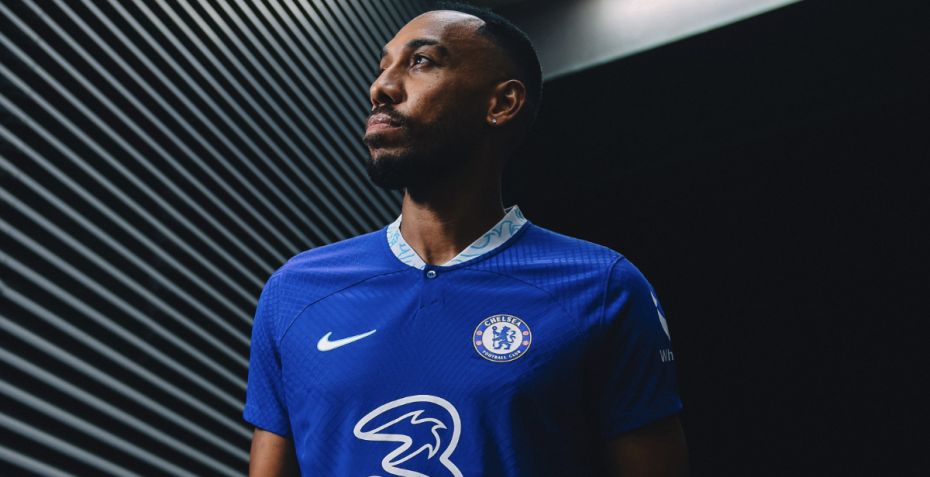 Klar til debut: Se Aubameyangs specialdesignede maske