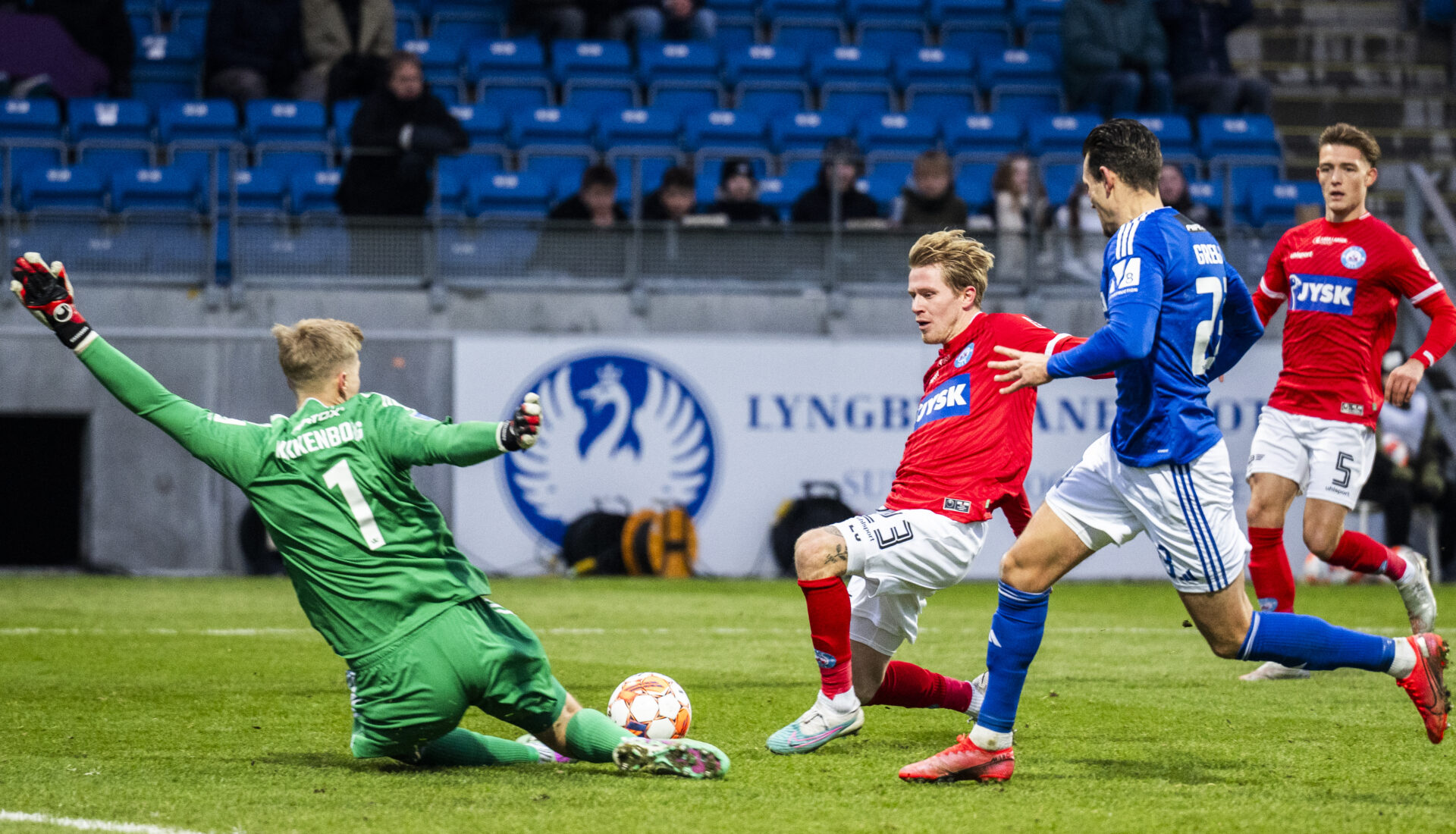 Dansker rygtes til Premier League: Han passer godt i England