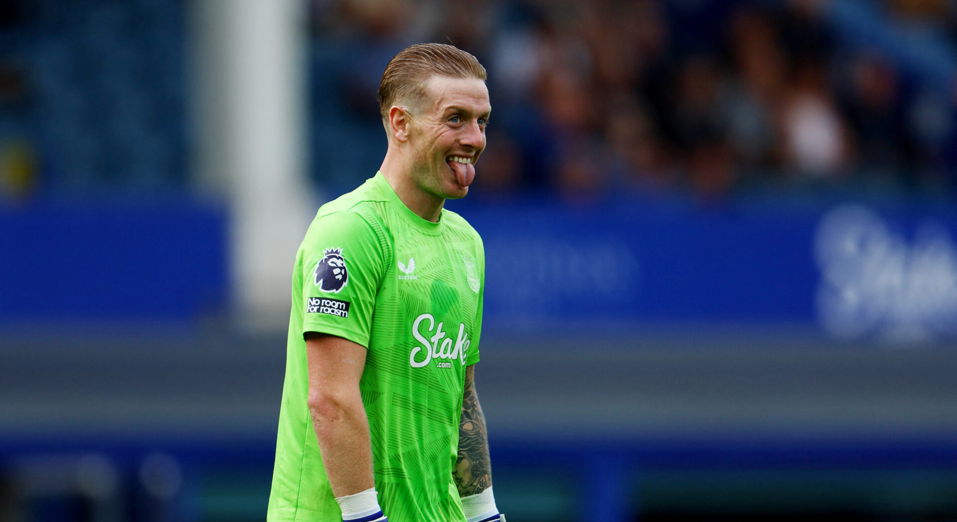 Se Pickford forære Tottenham en scoring