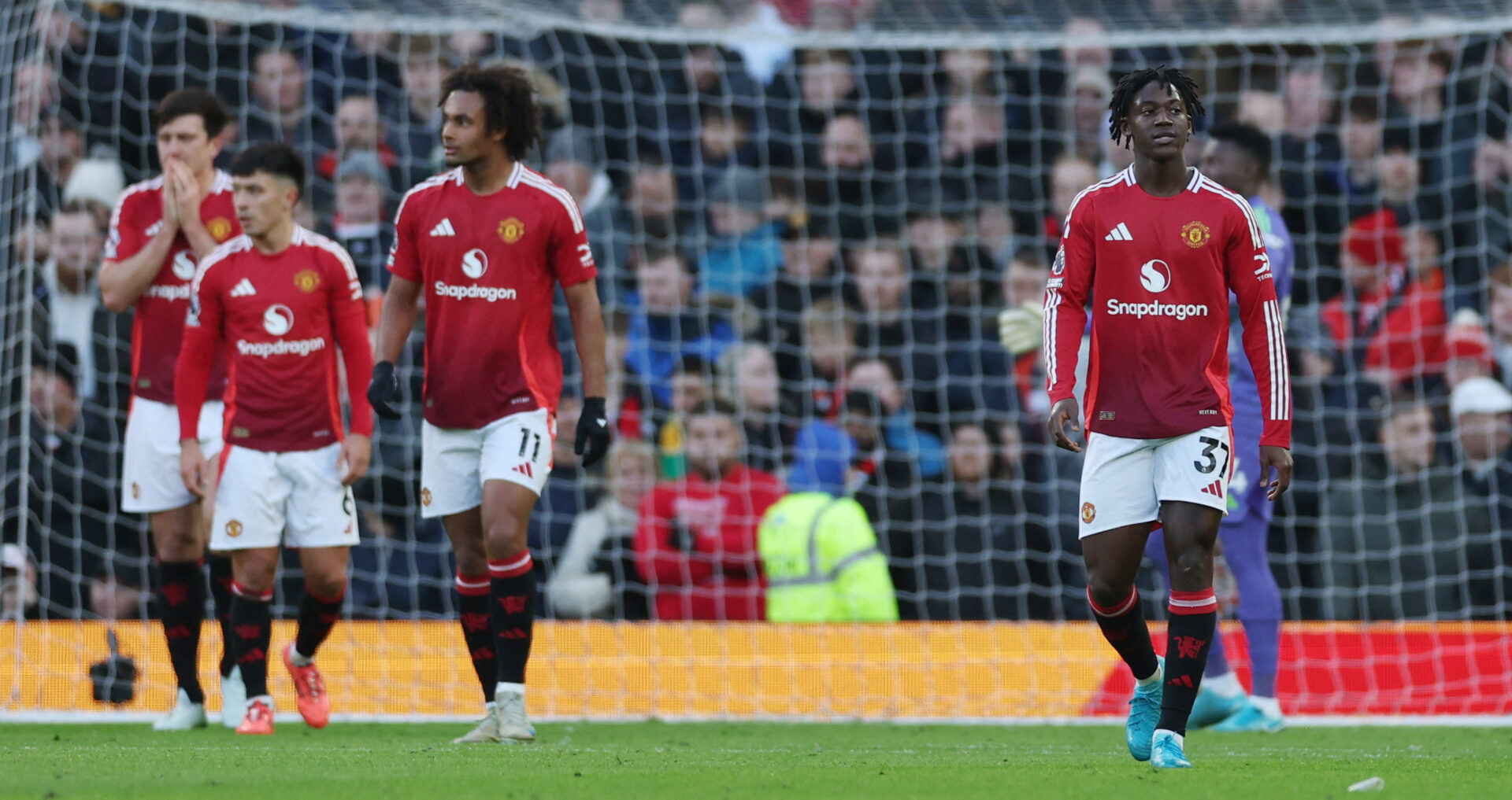 Tre United-spillere slagtes efter nyt nederlag