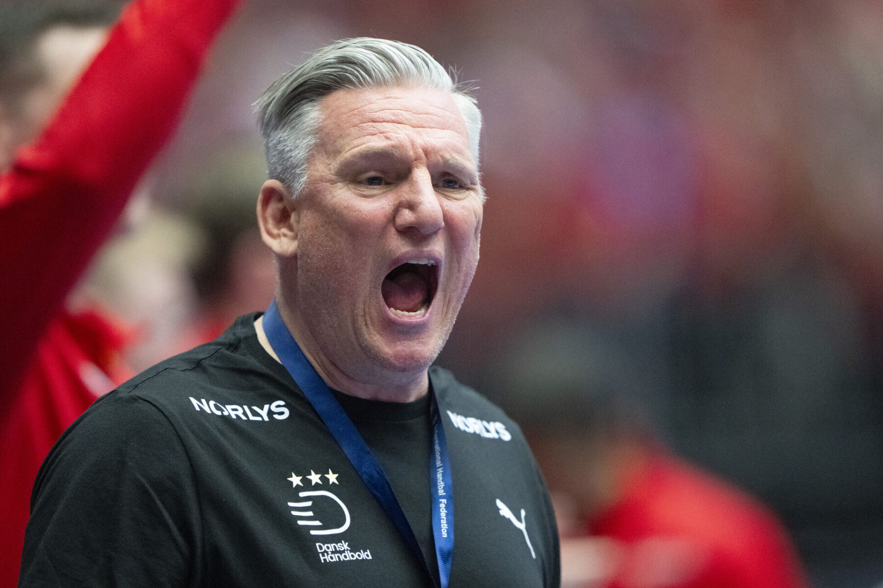 Nikolaj Jacobsen: Fra fodboldtalent til håndboldlandstræner - en ...