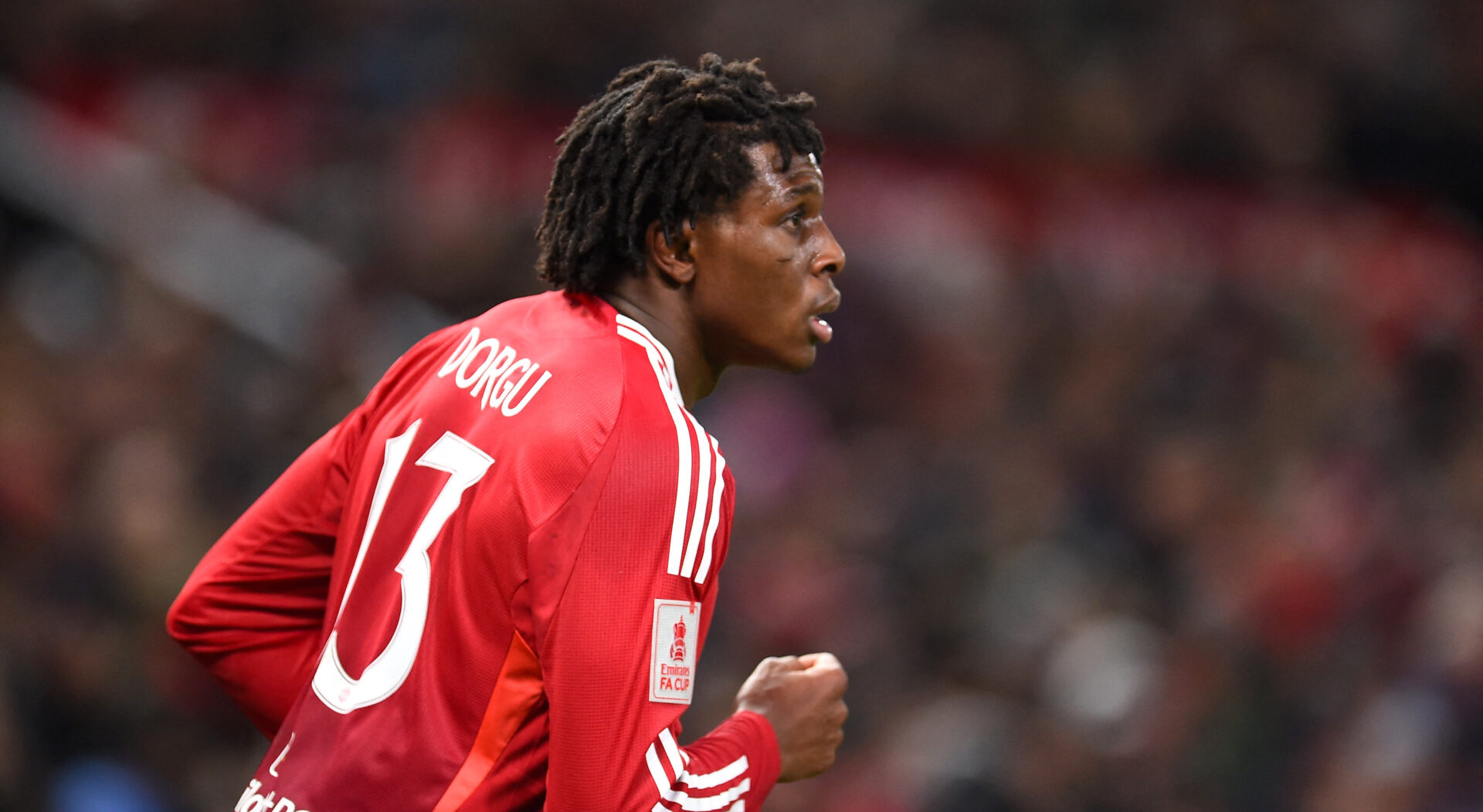 Patrick Dorgu fan af United-rival