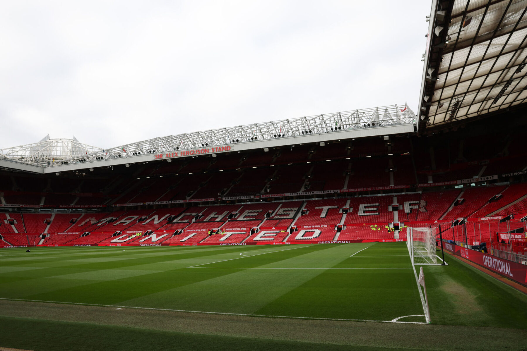 Tre forlader Manchester United til sommer