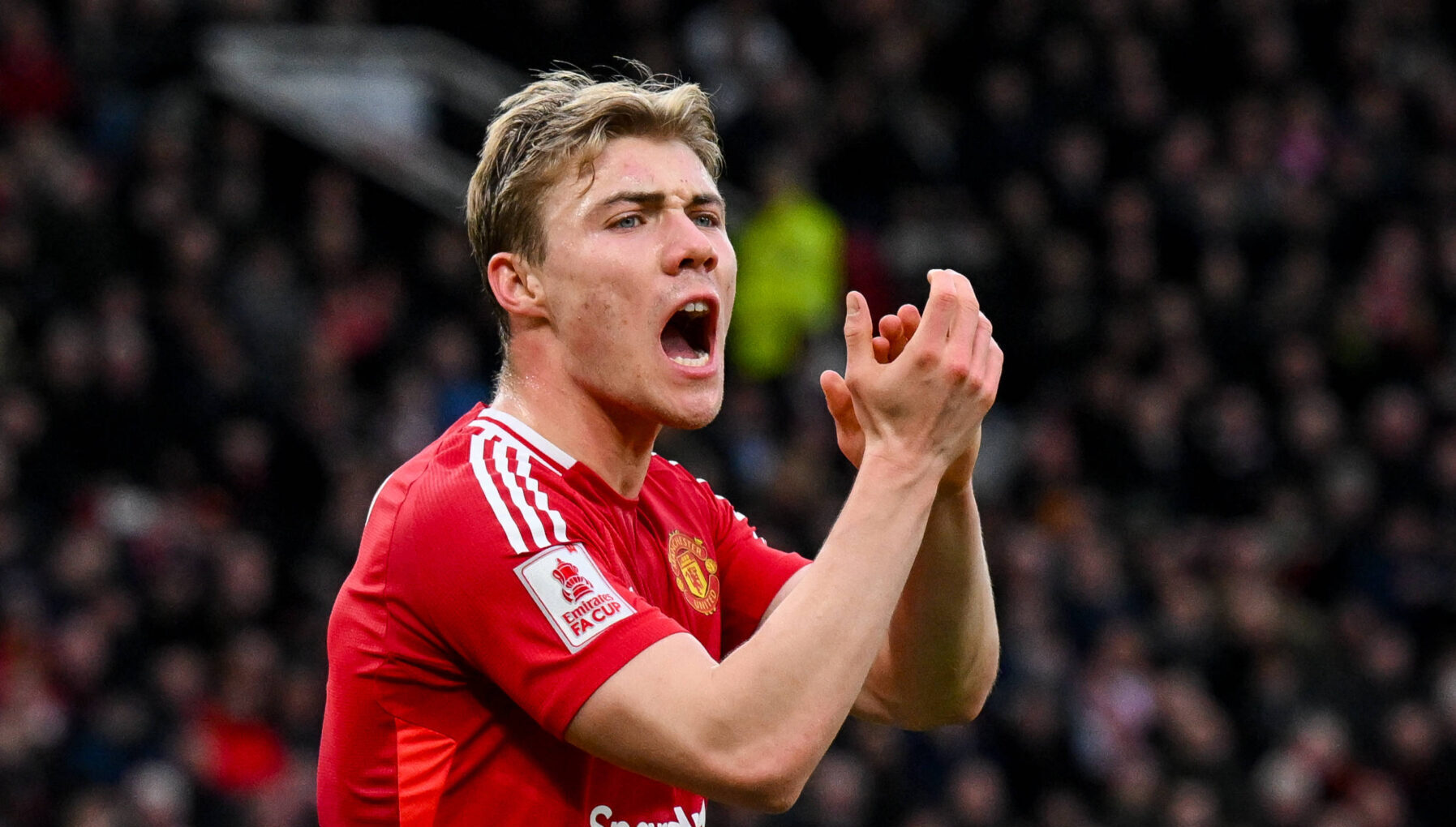 Chok-aftale bekræftet: United udlejer angriber