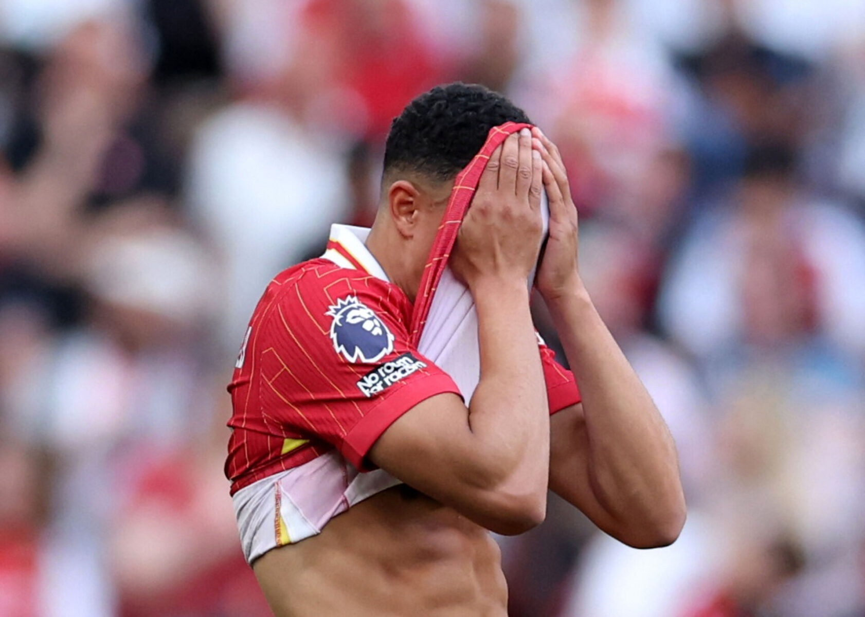 Buhet ud af Liverpools fans: Sådan reagerede Alexander-Arnold