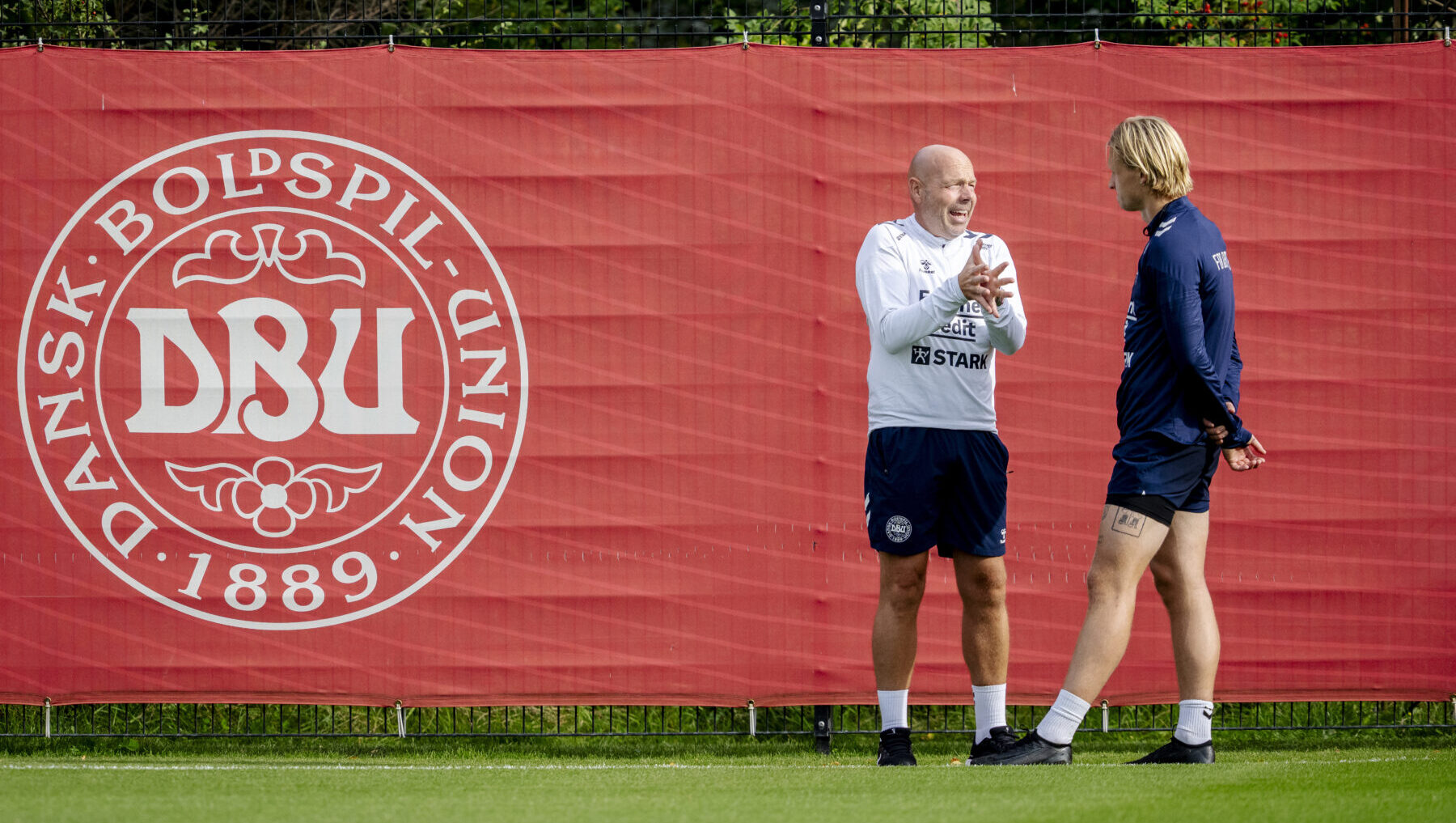 Det Danske Landshold Kan Skrive Historie