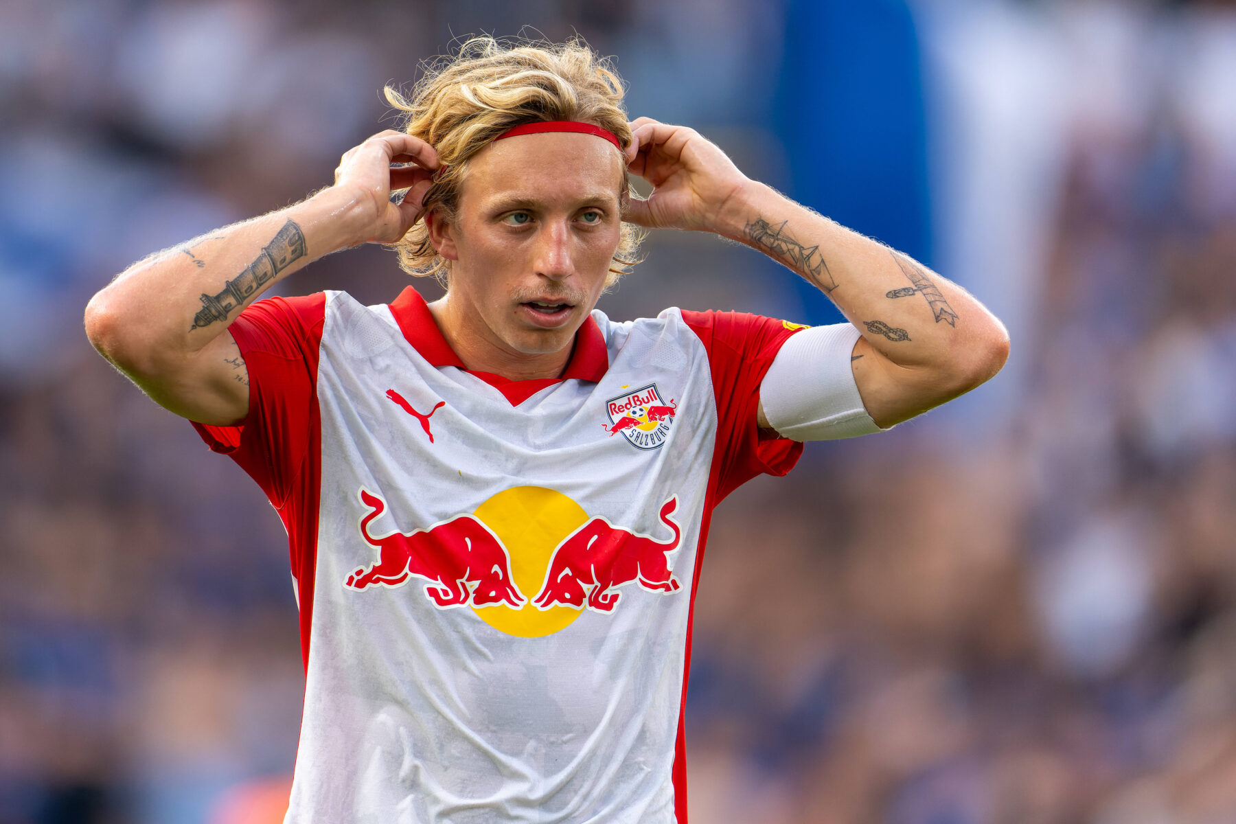 Mads Bidstrup skriver kontrakt med storklub