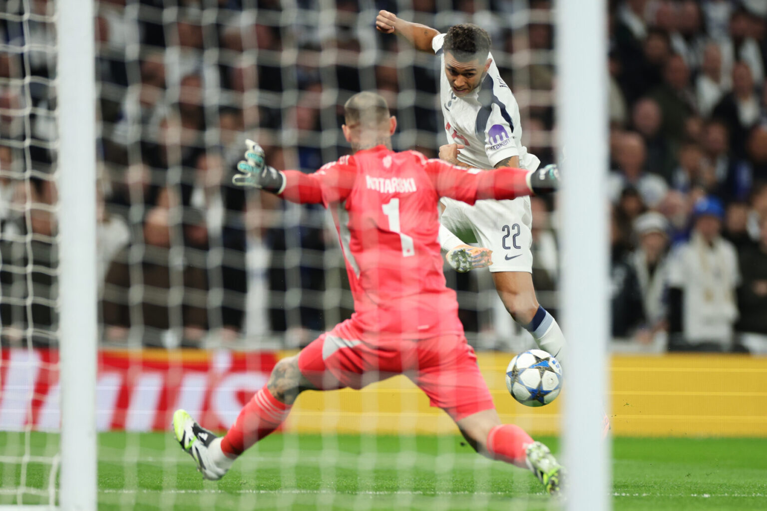 Vilde Michael Laudrup trækker store overskrifter